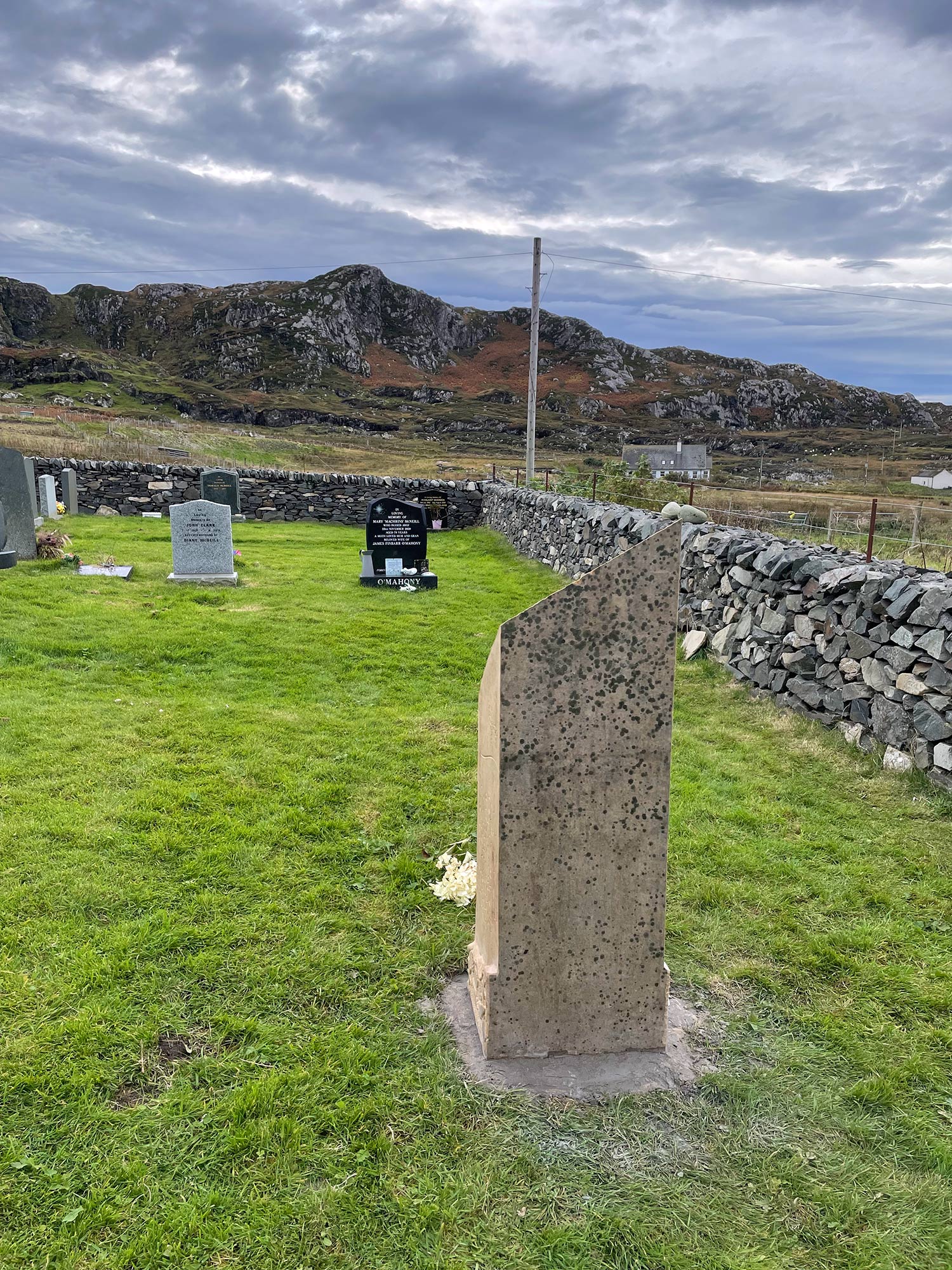 Colonsay memorial - Speyside Sculptor : Stuart Murdoch