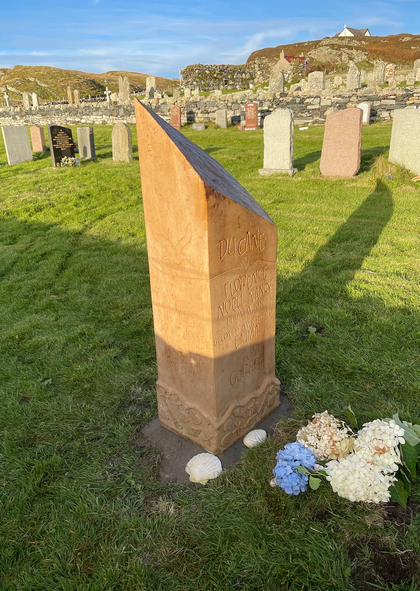 Colonsay memorial - Speyside Sculptor : Stuart Murdoch